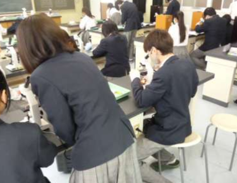 École primaire municipale d'Osaka Naniwa Nihonbashi Junior High School ...