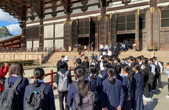 Yoshimi Municipal Yoshimi Junior High School Uniform Photo Image Vidéo ...